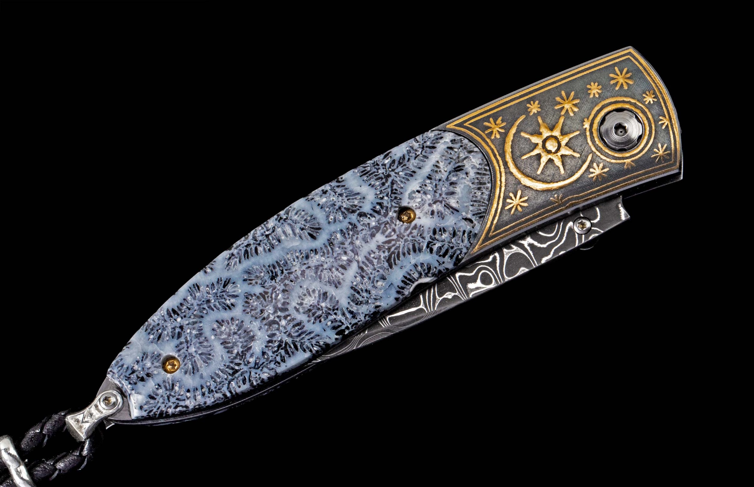 William Henry Limited Edition B05 King Tide Knife - Scrimshaw Gallery